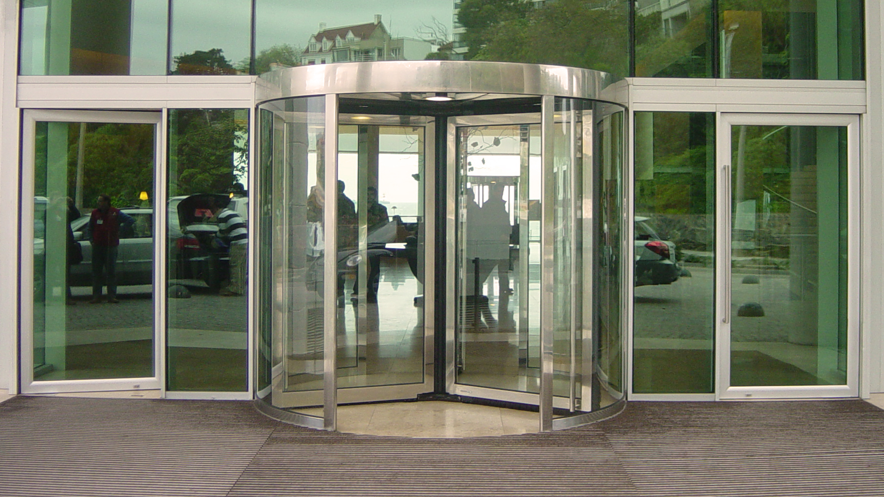 Portes Tournantes Manuelles / Automatiques - Grupsa Doors Syst. Maroc